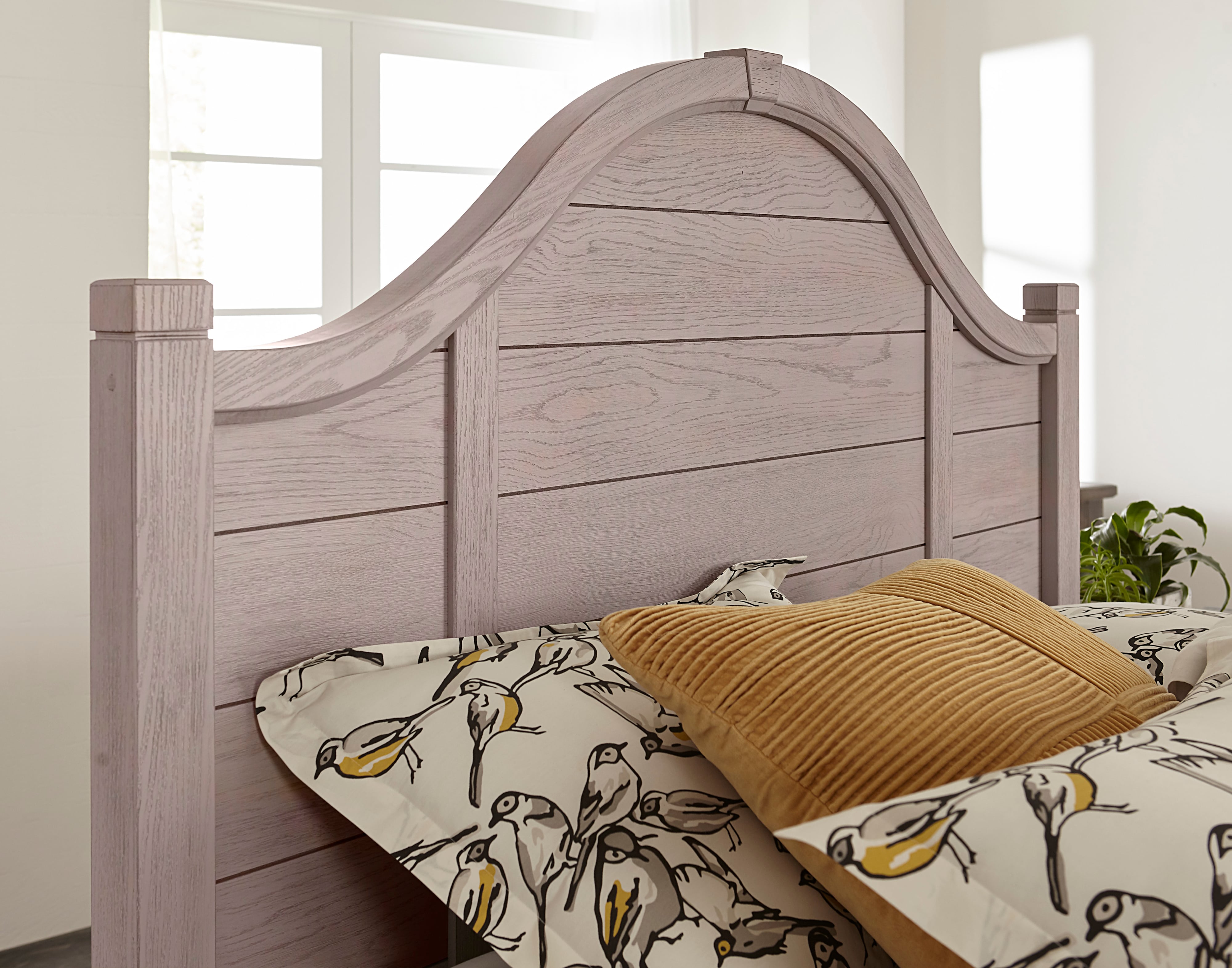 Laurel Mercantile Co. Bungalow 741 668A 866A 922 MS1 Transitional King Bed with Arched Headboard Belfort Furniture Bed Headboard Footboard