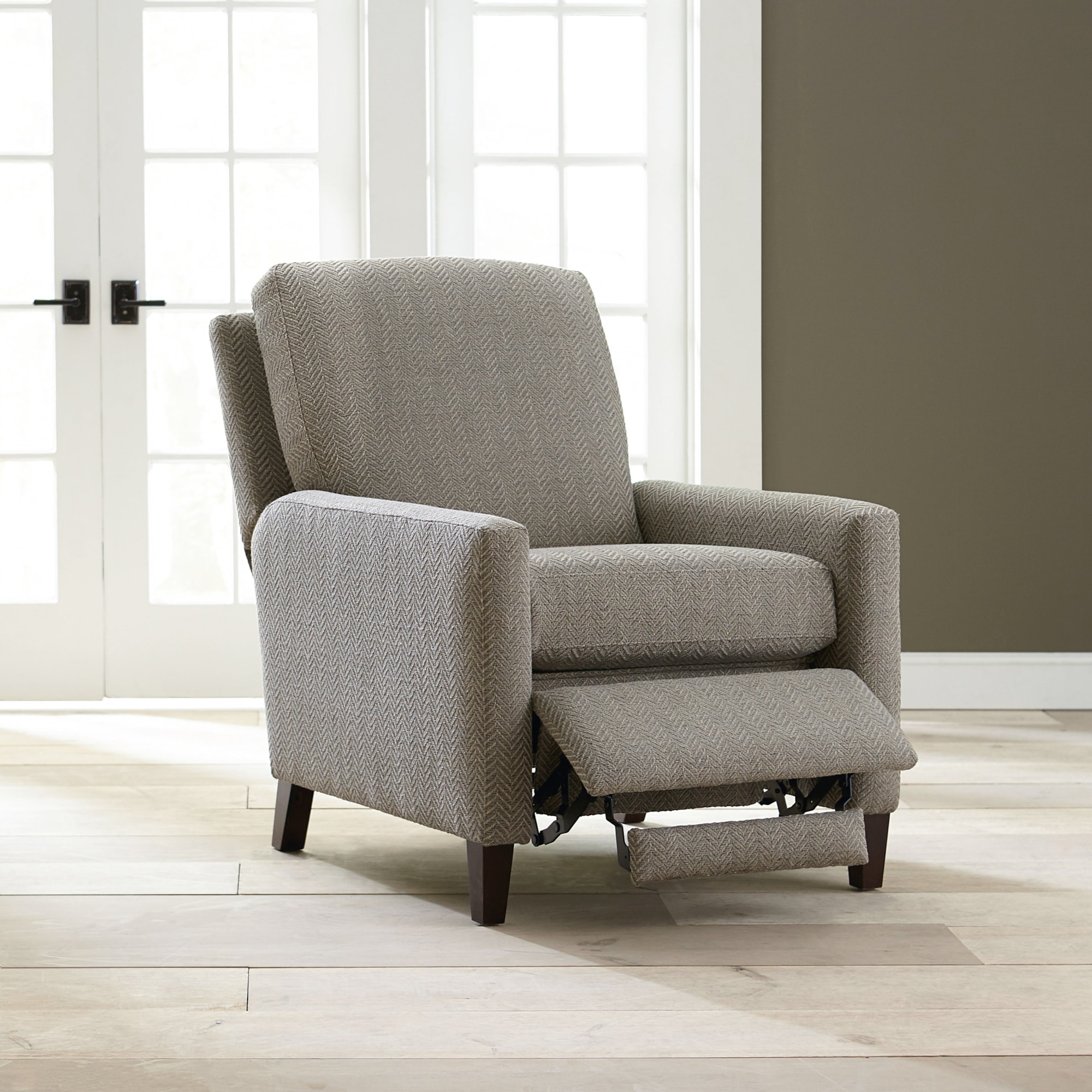Bassett Trevor 1198-3 Contemporary Push Back Recliner | Wayside ...