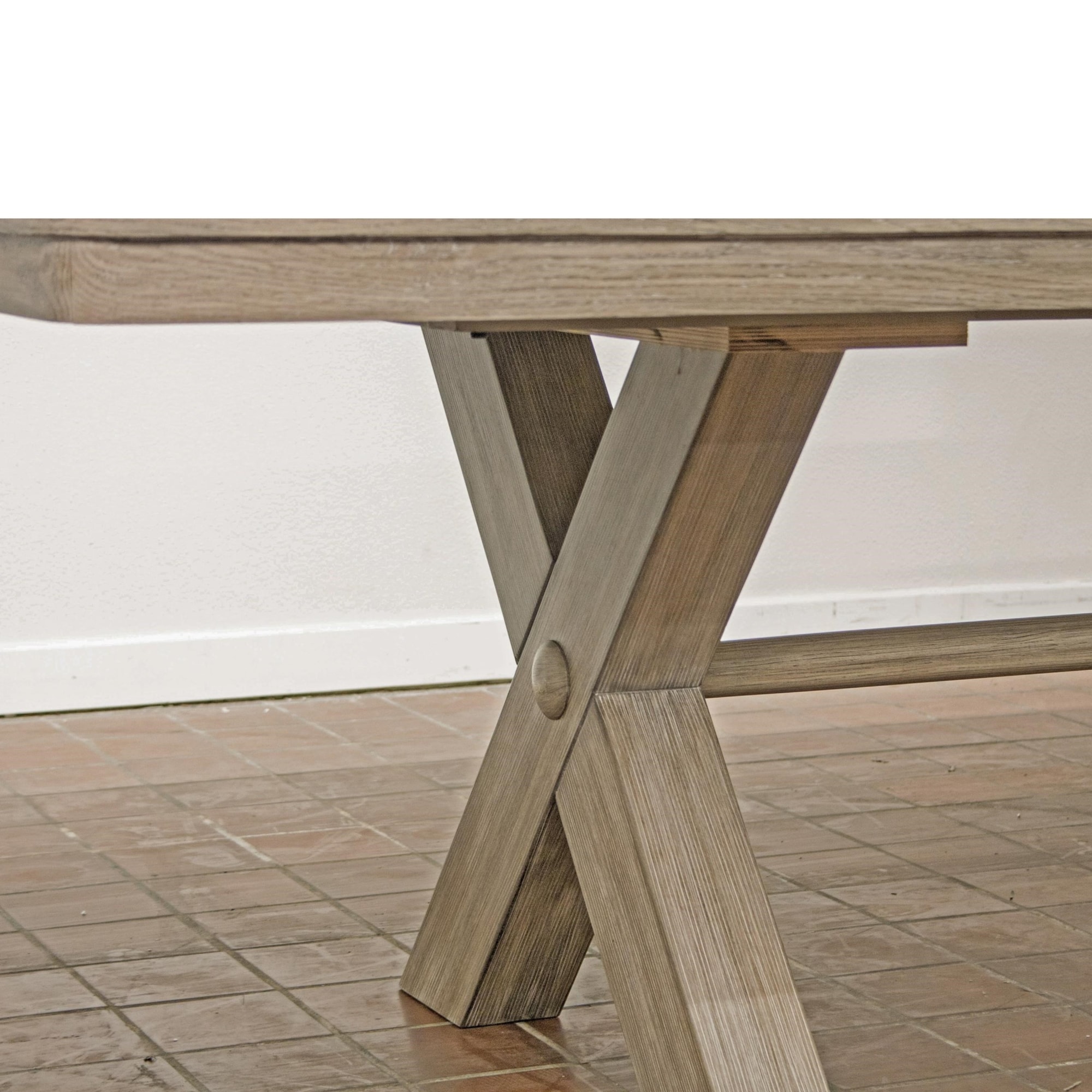 Riverside Furniture Sophie 50352+48 Trestle Dining Table with 24" Leaf ...